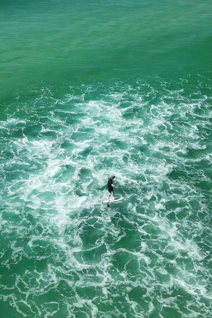 F4 Foils – Foils, Boards & Wings for Windfoil, Wingfoil, Surf Foiling